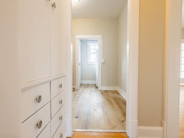 Dwight Apartments 2 Bedroom Apartment for Rent at 3205 Poppleton Ave, Omaha, NE 68105 Ford Birthsite