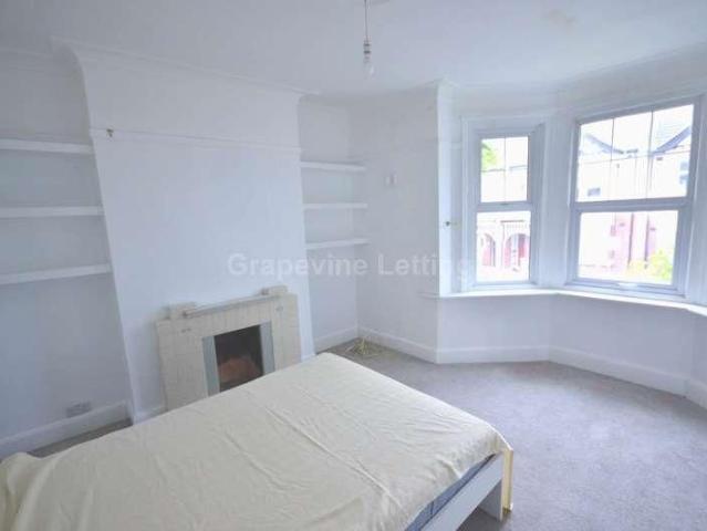 Dumbarton Road, Brixton, SW2