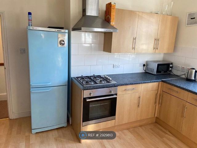 Dumbarton Road, Clapham SW2, 3 bed flat to rent, £2,700 pcm | PrimeLocation