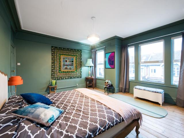 Dumbarton Road, London SW2, Room to rent, £1,310 pcm | PrimeLocation
