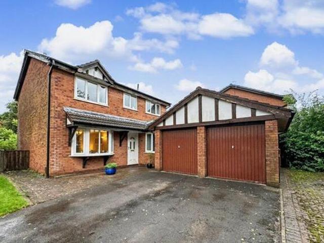 Dumers Close, Radcliffe, 4 Bedroom Detached