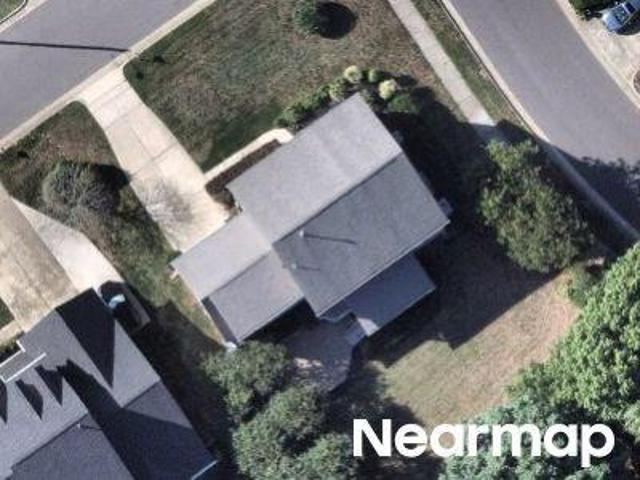 Dumont Ct