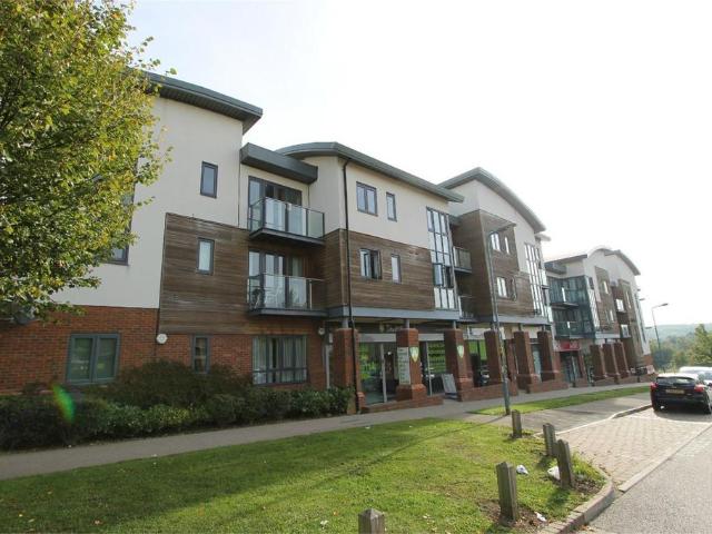 Dunthorne Way, Grange Farm, MK8 2 bed flat to rent £1,325 pcm £306 pw