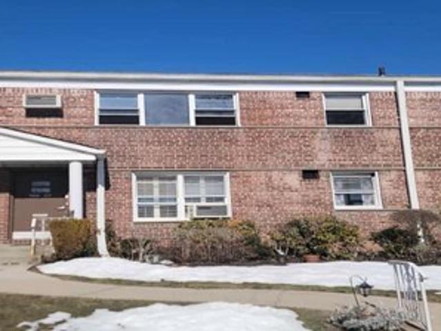 Dunton Ave 1c