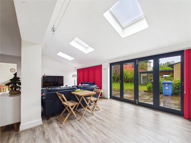Dunwich Close, Ipswich, Suffolk, IP3 9WF