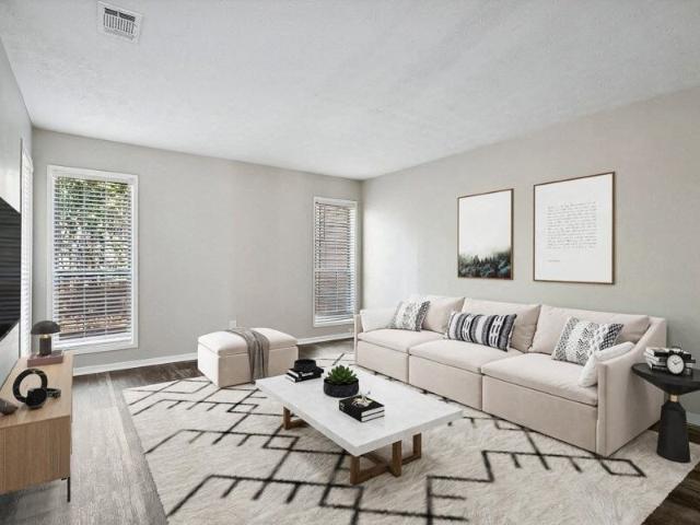 Dunwoody Village 1 Bedroom Apartment for Rent at 2311 Dunwoody Xing, Atlanta, GA 30338
