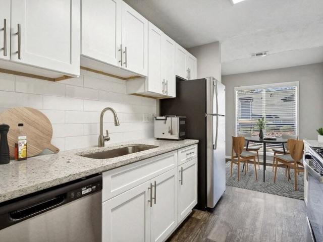 Dunwoody Village 1 Bedroom Apartment for Rent at 2311 Dunwoody Xing, Atlanta, GA 30338