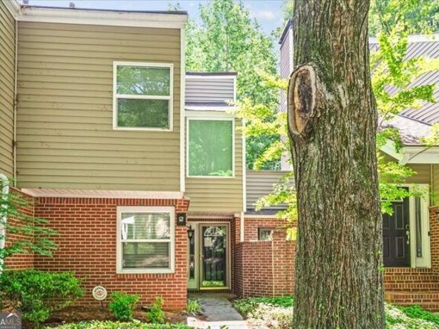 Dunwoody Springs Dr, Atlanta, Condo For Sale