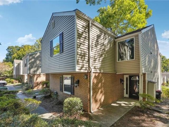 Dunwoody Springs Dr, Atlanta, Condo For Sale
