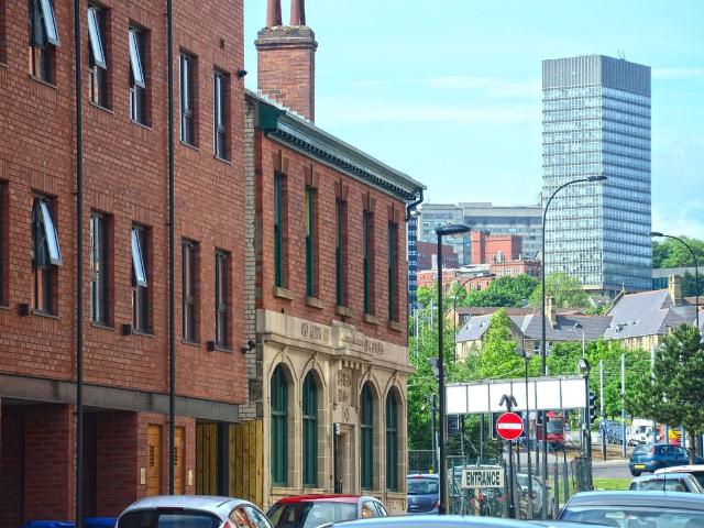 Dun Fields, Sheffield S3, Room to rent, £625 pcm | PrimeLocation