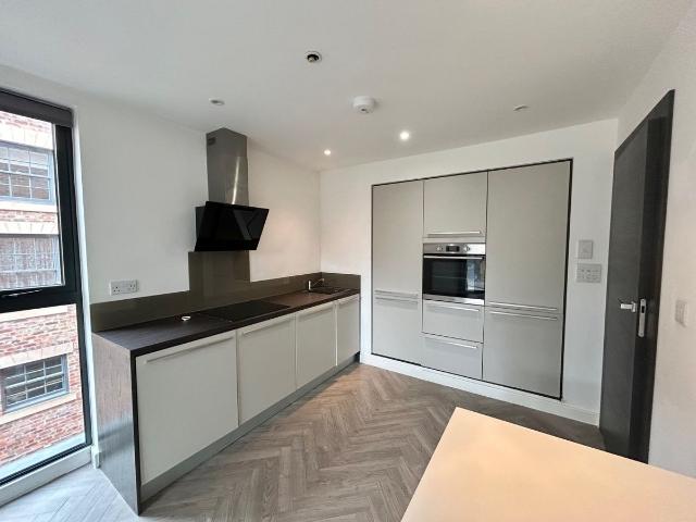 Dun Fields, Sheffield, South Yorkshire S3, 2 bed flat to rent, £1,050 pcm | PrimeLocation