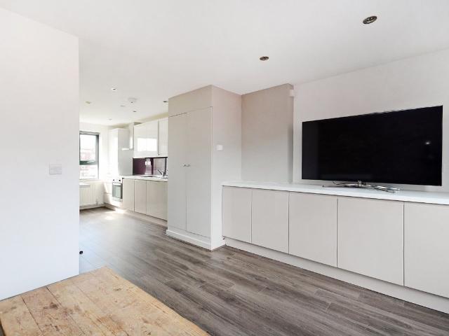 Dun Street, Sheffield, South Yorkshire S3, Room to rent, £525 pcm | PrimeLocation