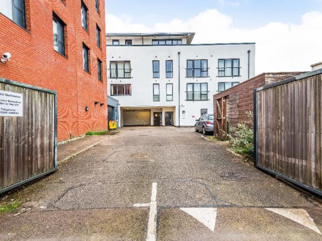 Dunalley Street, St Pauls. 2 bed flat to rent £1,195 pcm £276 pw