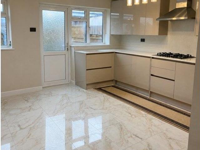 Dunbar Close, Hayes UB4, 4 bed semi detached house to rent, £2,875 pcm | PrimeLocation