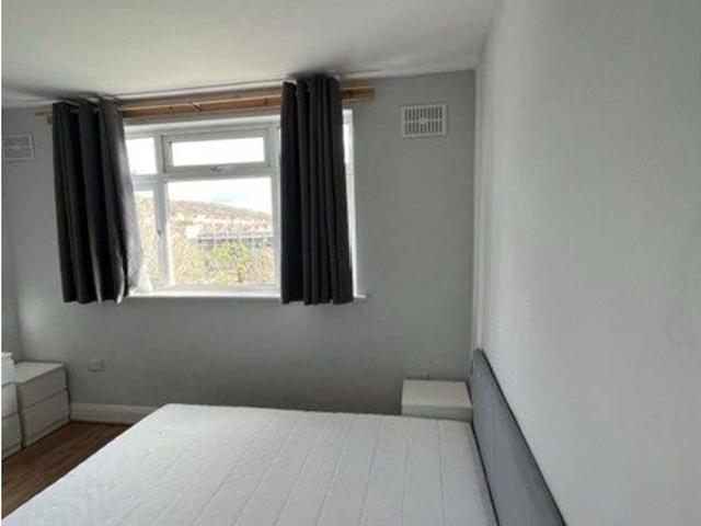 Dunblane Rd, Eltham SE9, Room to rent, £900 pcm | PrimeLocation