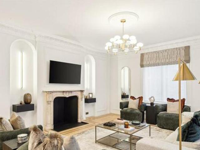 Duncan House, Portland Place, 5 Bedroom Flat