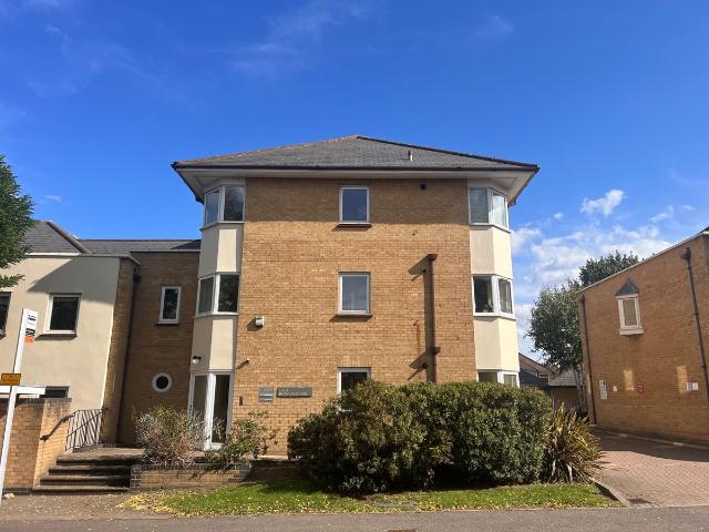 Duncan Place, Chelmsford CM2, 3 bed flat to rent, £1,600 pcm | PrimeLocation