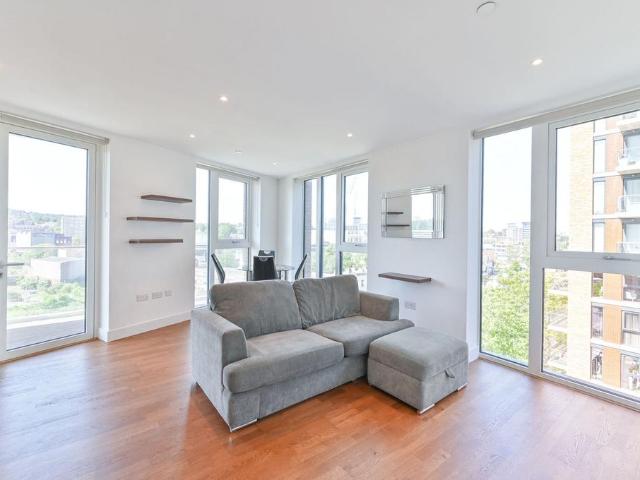 Duncombe House, Woolwich Riverside. 1 bed flat to rent £1,999 pcm £461 pw