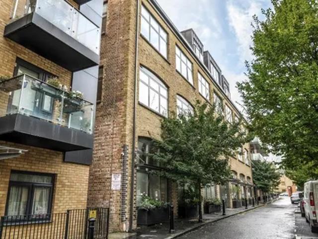 Duncombe Primary School, Jutland Close, London, N19 4JA, United Kingdom | 2 bed apartment for rent #38804554 | Rentberry