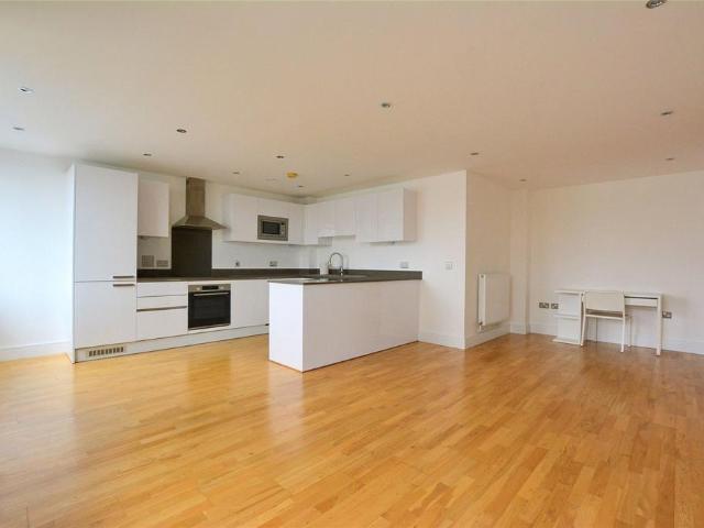 Dundas Court, 29 Dowells Street. 2 bed apartment to rent £2,600 pcm £600 pw