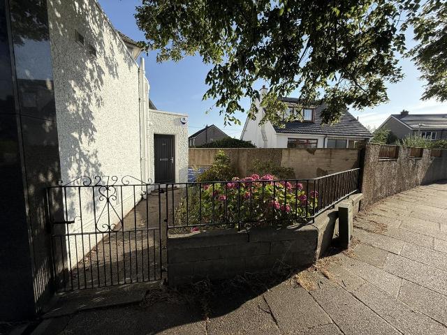 Dundee DD3, 2 bed flat to rent, £795 pcm | PrimeLocation
