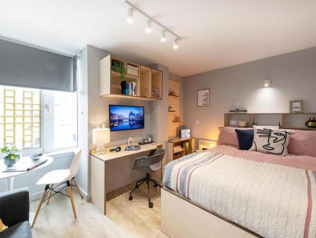 Dundee Street, Edinburgh EH11 Studio to rent £1,322 pcm £305 pw