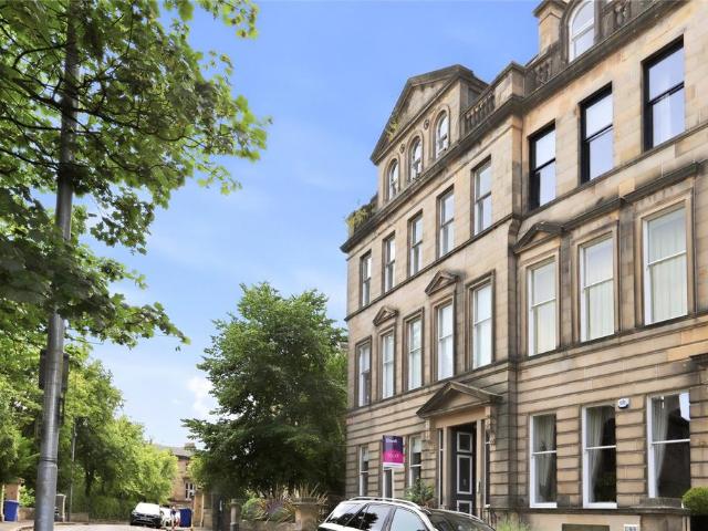 Dundonald Road, Glasgow, G12 1 bed apartment to rent £1,275 pcm £294 pw