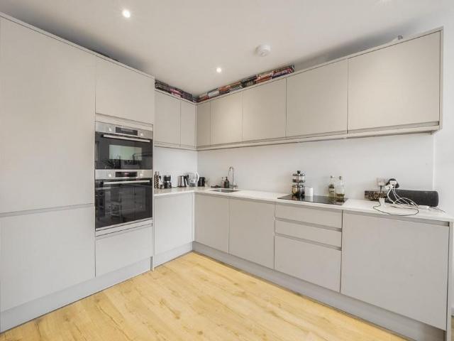 Dunelm Street, Stepney, E1 1 bed flat to rent £1,950 pcm £450 pw
