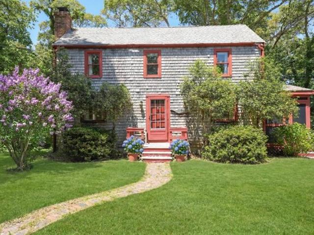 Dunham Ave, Vineyard Haven, Home For Sale