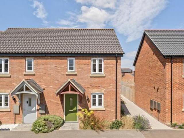 Dunholme, Dixon Place, Lincoln, 2 Bedroom End