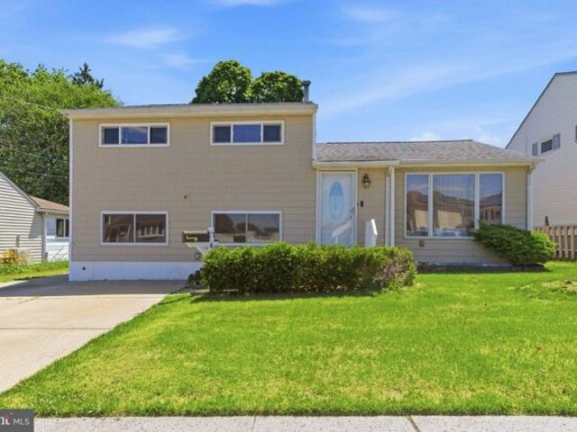 Dunlap Dr, Parlin, Home For Sale