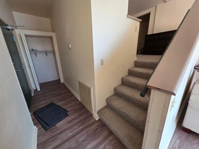 Dunlap Square Department 1 Bedroom Apartment for Rent at 1713 Dunlap Ave, Marinette, WI 54143