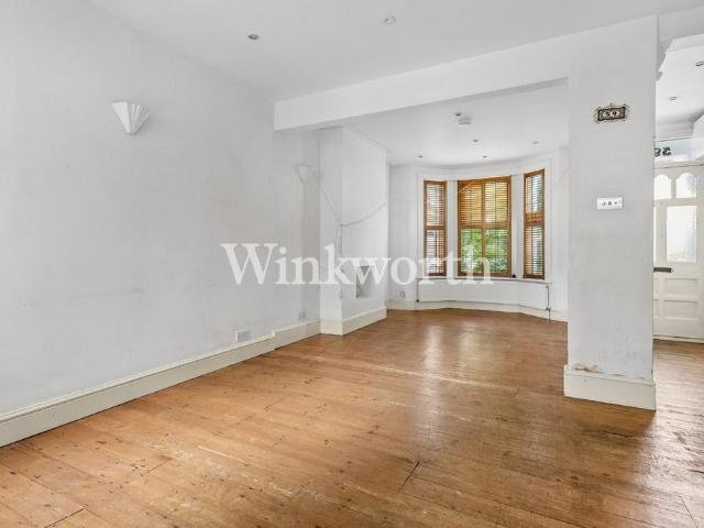Dunloe Avenue, London, N17 4 bed terraced house to rent £3,400 pcm £785 pw