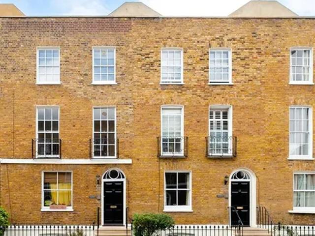 Dunloe Street, London, E2 8NS, United Kingdom | 1 bed townhouse for rent #168133915 | Rentberry
