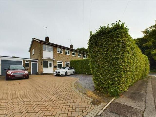Dunn Close, Monkswood, 3 Bedroom Semi detached