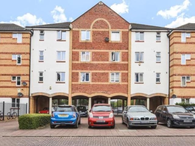 Dunnage Crescent, Surrey Quays SE16, 2 bed flat to rent, £2,200 pcm | PrimeLocation
