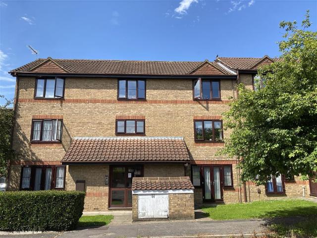 Dunnock Close, Borehamwood WD6, Studio to rent, £1,050 pcm | PrimeLocation