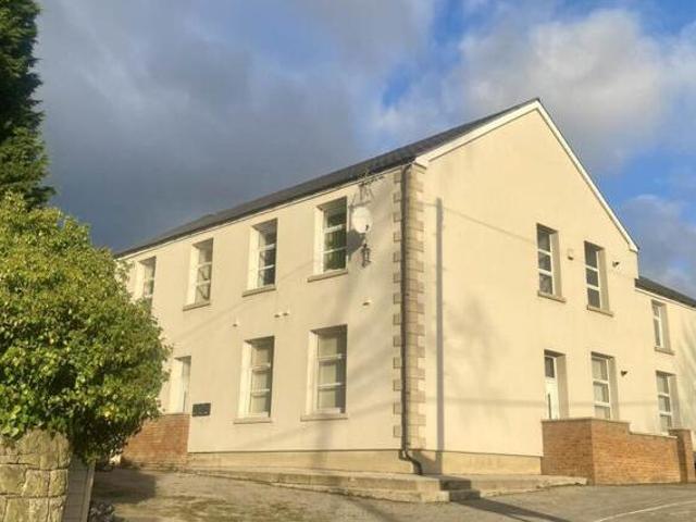 Dunraven Apartments, Blackmill Road, 2 Bedroom Flat