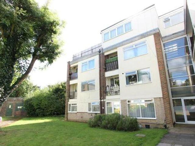 Dunraven Drive, Enfield, Studio Flat For