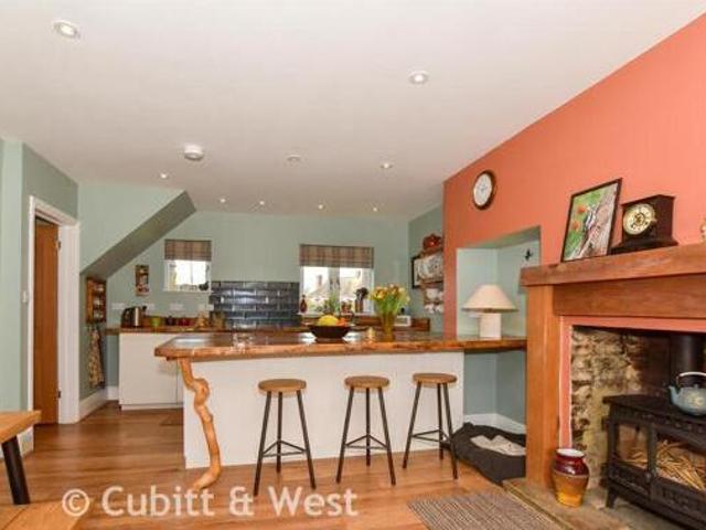 Dunsfold Road, Alfold, 3 Bedroom Semi detached