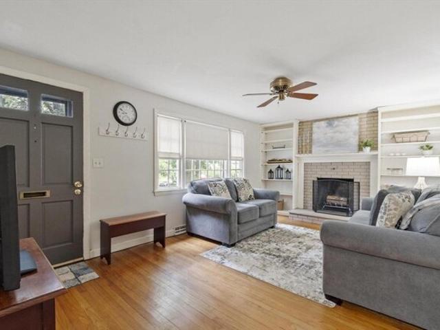Dunshire Dr, Chelmsford, Home For Sale