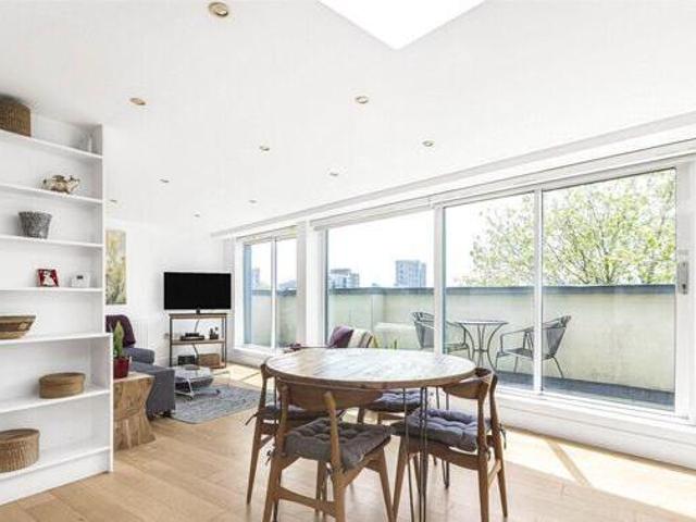 Dunston Road, London, 2 Bedroom Apartment