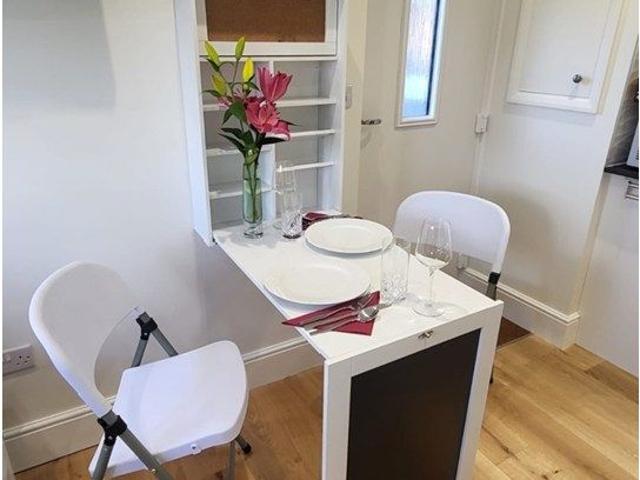 Dunstall Road, Barton Le Clay, Bedford MK45, Studio to rent, £850 pcm | PrimeLocation
