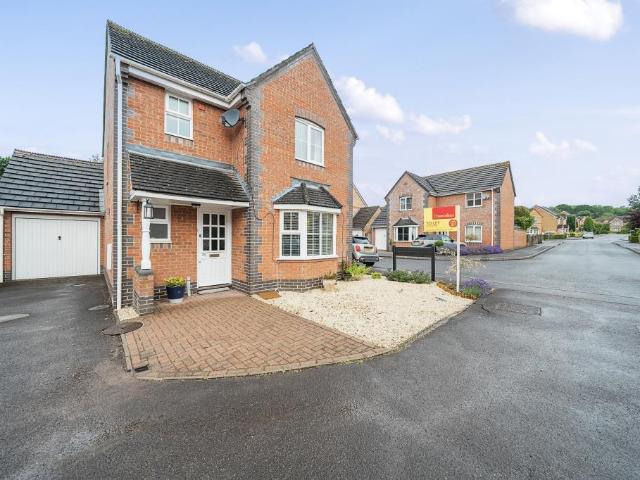 Dunstan Park, Thatcham, RG18 3 bed detached house to rent £1,900 pcm £438 pw