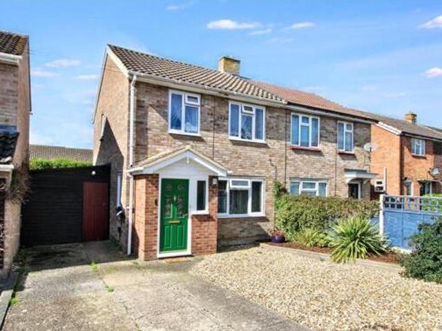 Dunstan Road, Thatcham, 2 Bedroom Semi detached