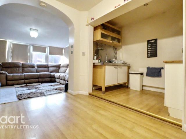 Dunster Place, Coventry 3 bed semi detached house to rent £1,125 pcm £260 pw