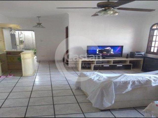 duas casas no terreno