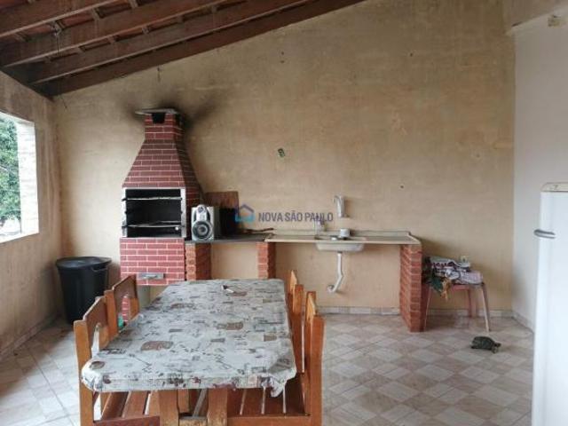Duas casas a venda na Vila Brasilina
