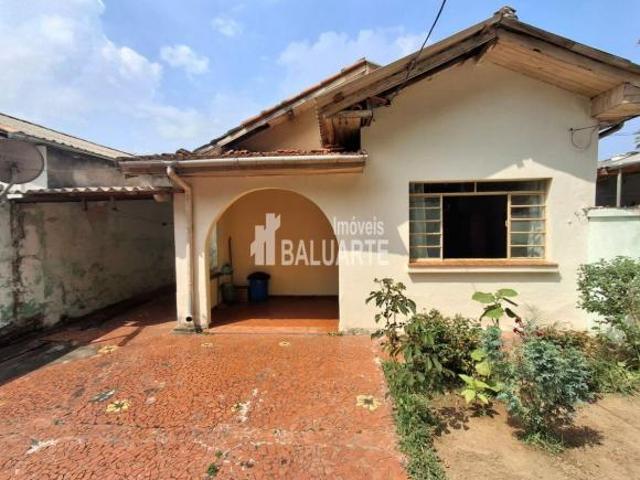 Duas casas antigas,terreno 500 metros 900.000