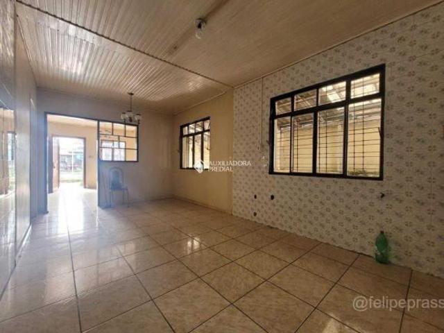 Duas Casas com 2 quartos cada